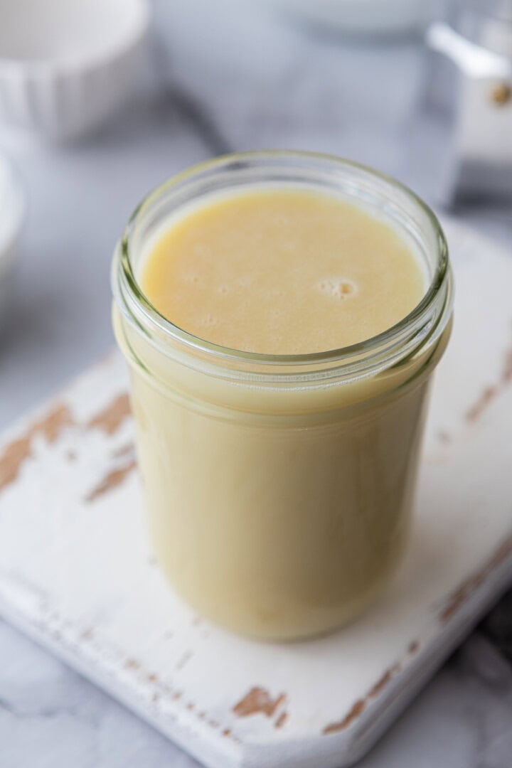 The Best Starbucks White Chocolate Mocha Syrup Recipe - Simple Copycat ...