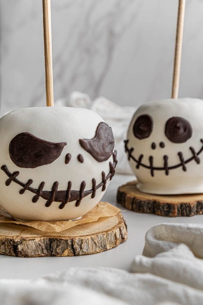 Copycat Disney’s Jack Skellington Candy Apples Recipe - Simple Copycat ...
