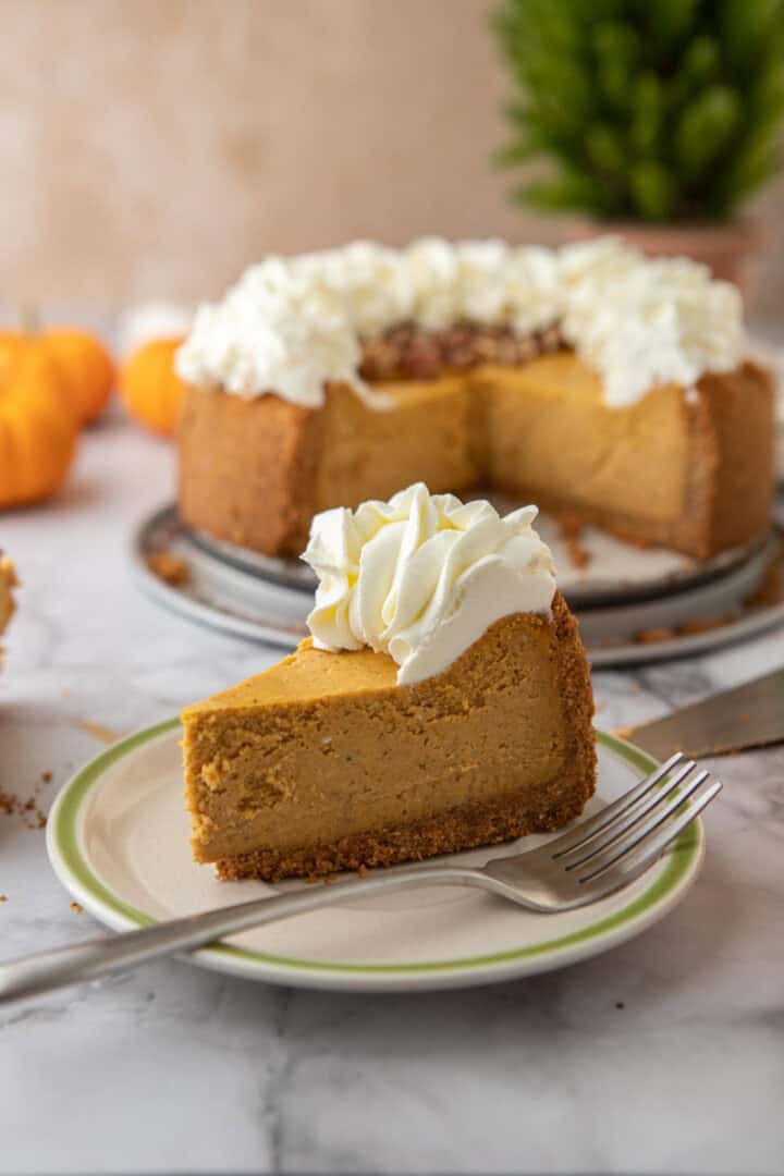 The Best Cheesecake Factory Pumpkin Cheesecake Recipe - Simple Copycat ...