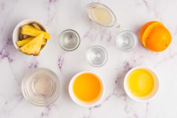 Outback Castaway Cocktail Recipe (Copycat Tropical Rum Drink) - Simple ...